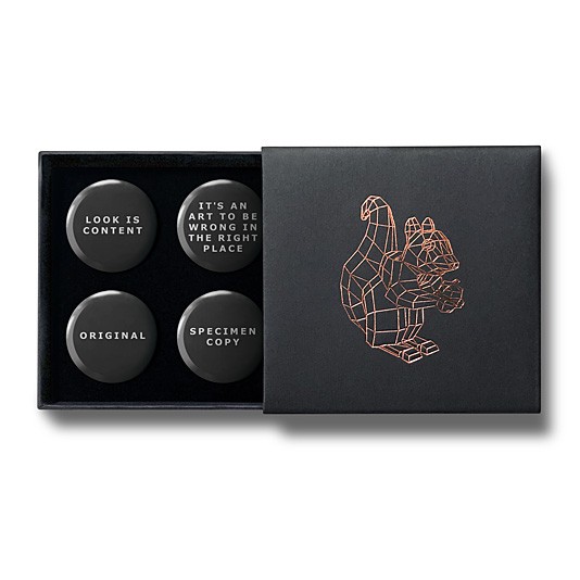 Gift Box: 4 button badges (Insight In Sight) - Stereohype